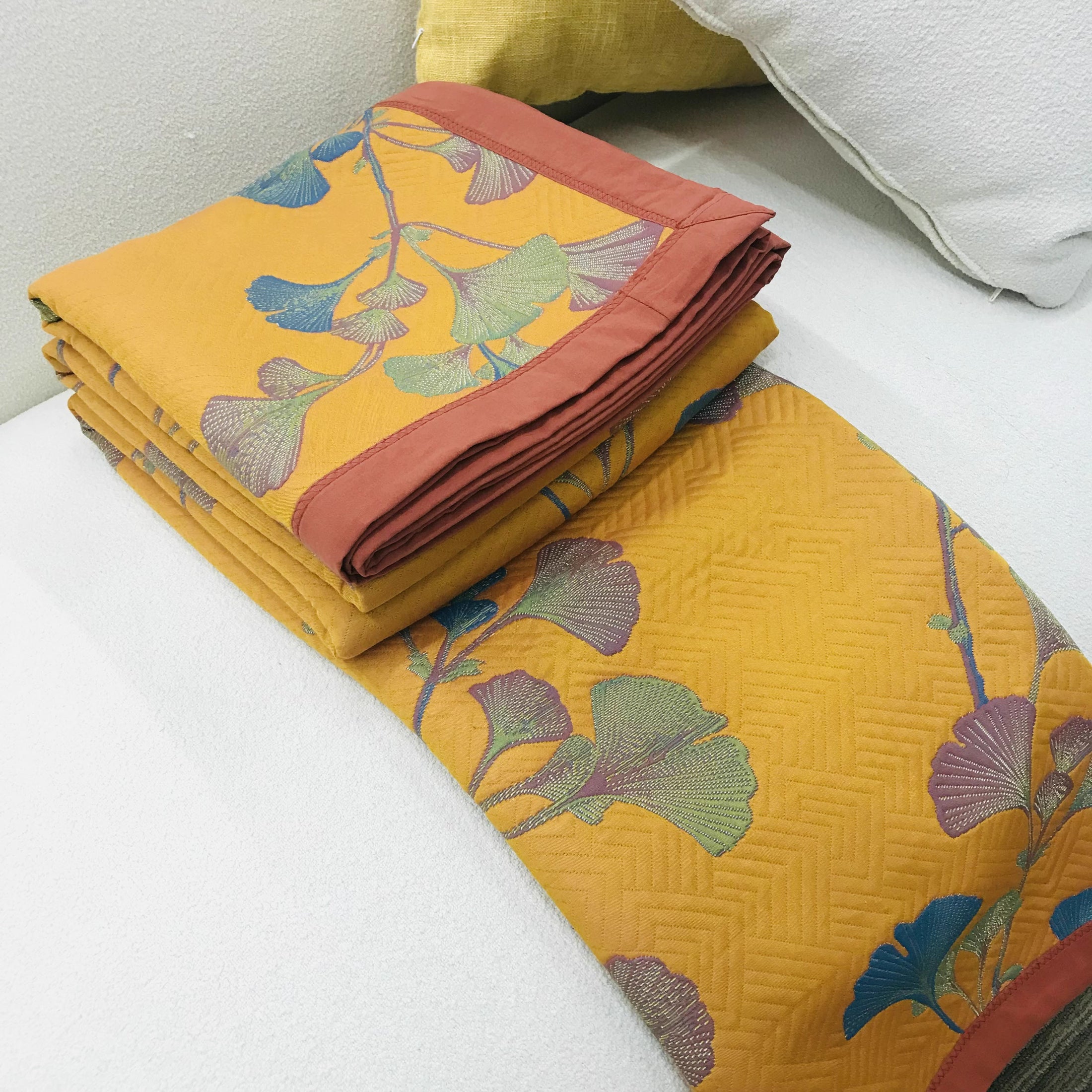 Cotton Jacquard Fabric | Jacquard Bedding | Ownkoti Ginkgo Quilt – ownkoti
